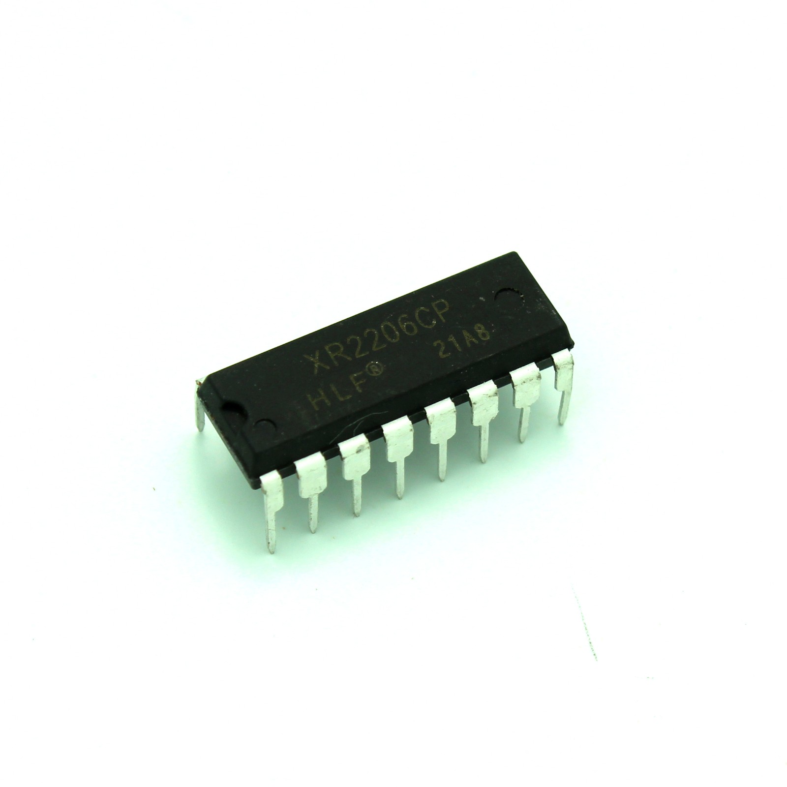 $7.95 - IC XR2206CP Monolithic Function Generator - Tinkersphere
